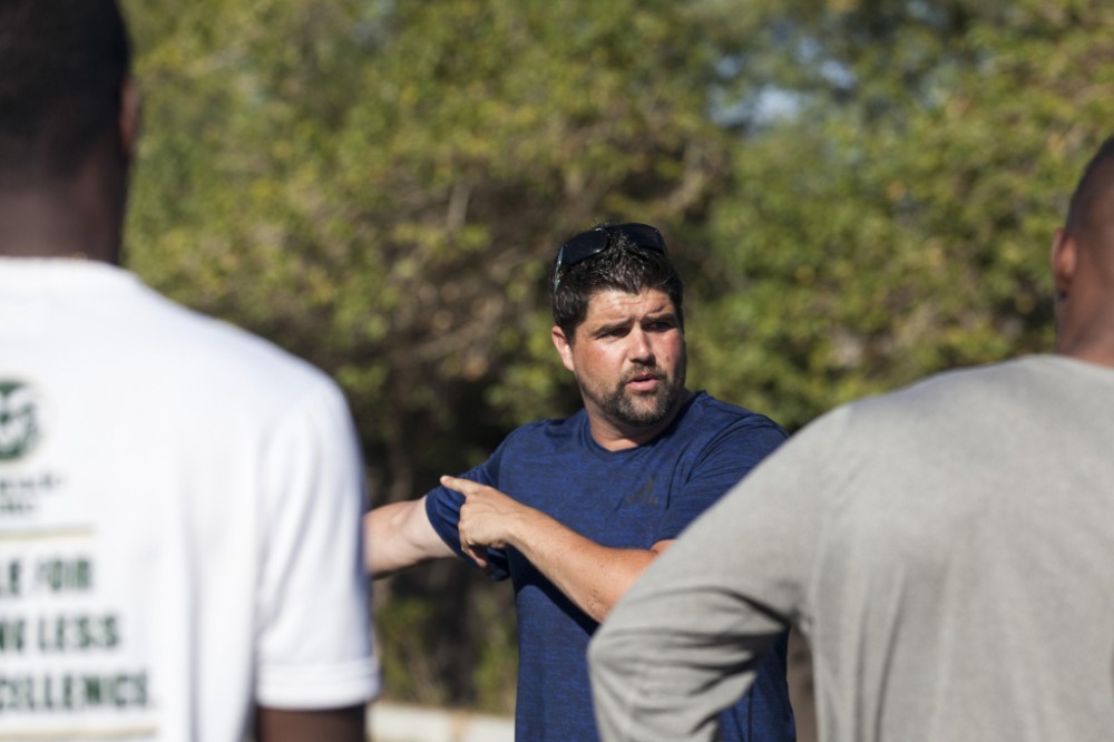 Yhdysvaltalainen valmentajakouluttaja Nick Winkelman saapuu Suomeen